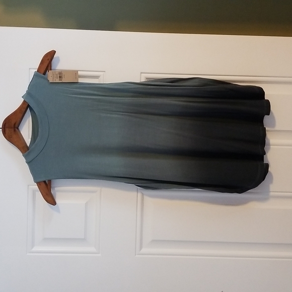 American Eagle Outfitters | Tops | Nwt American Eagle Tie Dye Tank Soft And Sexy Medium Split ...